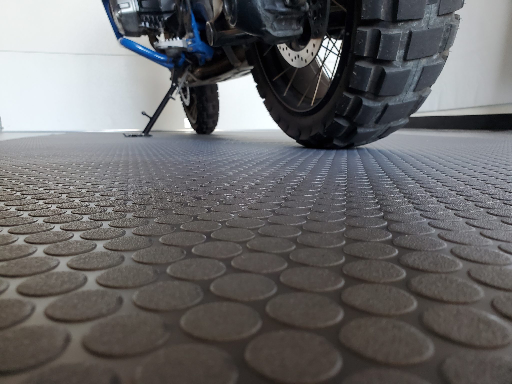Garage Vinyl Flooring by G-Floor | Better Life Technology