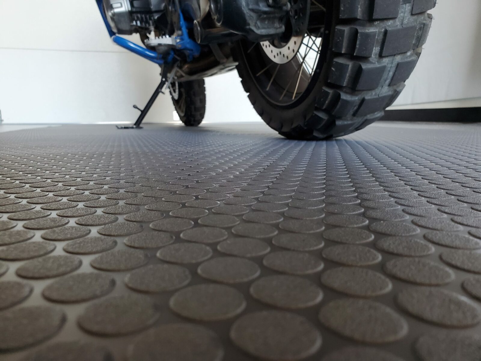 Garage Vinyl Flooring by G-Floor | Better Life Technology