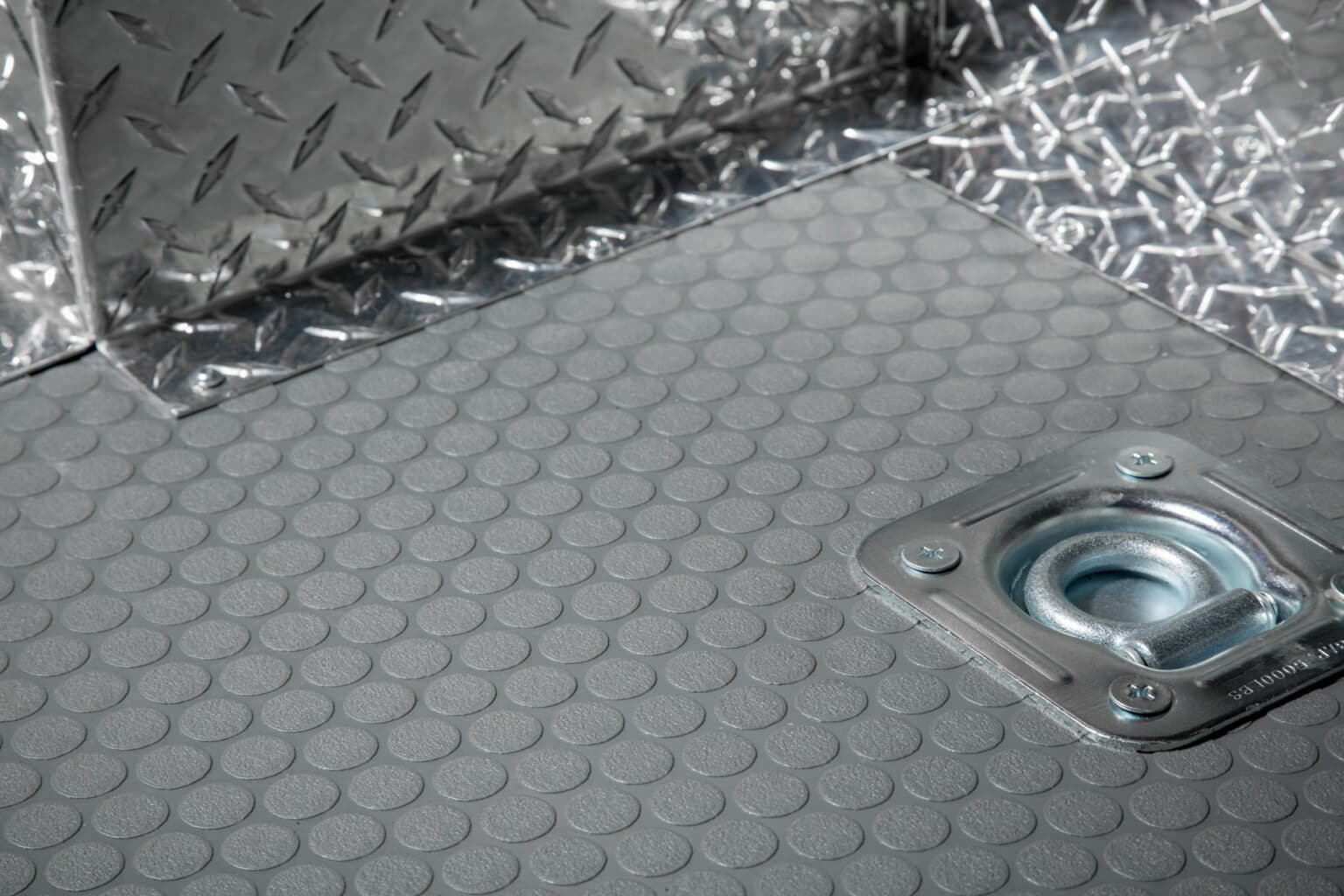 A Beginners Guide to G-Floor Trailer Flooring